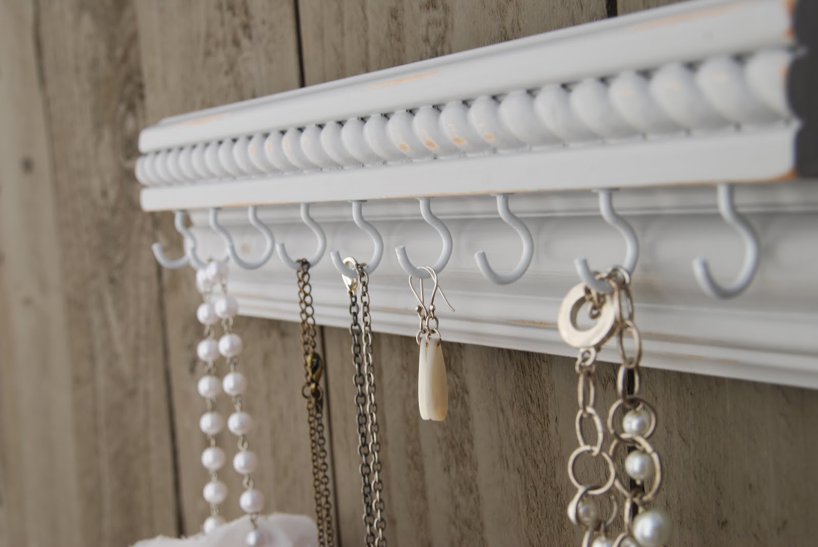 yepadoodle craft: jewelry organizer: pinterest inspired