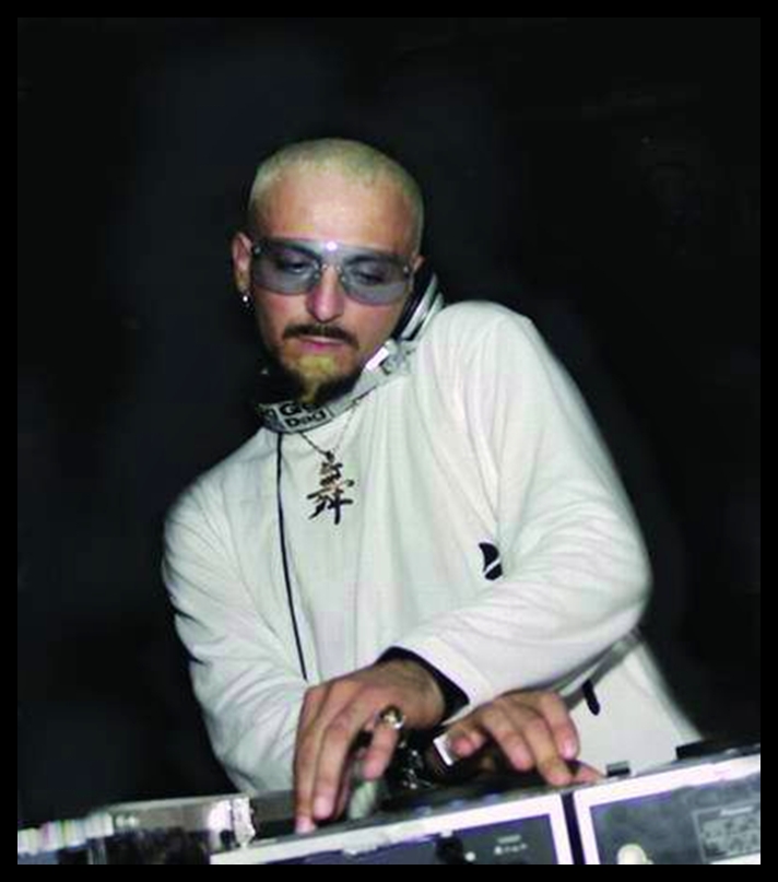 Elessandro De Almeida Blogger: GIGI D'AGOSTINO BRASIL O MELHOR DJ DO MUNDO