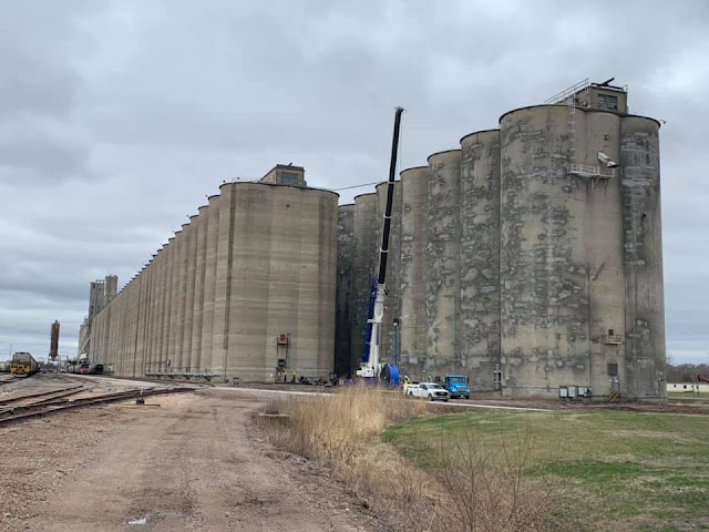 Towns and Nature: Topeka, KS: Largest Cargill Grain Elevator and UP Yard