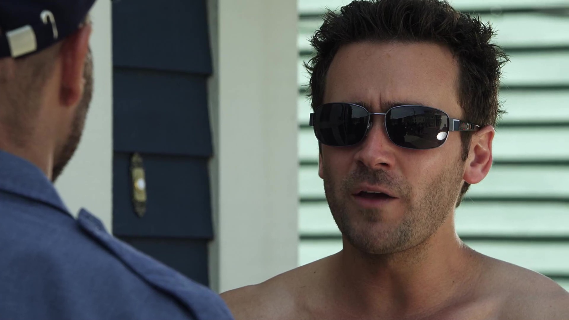 ausCAPS: Allan Hawco shirtless in Republic Of Doyle 2-01 "Live And Let ...