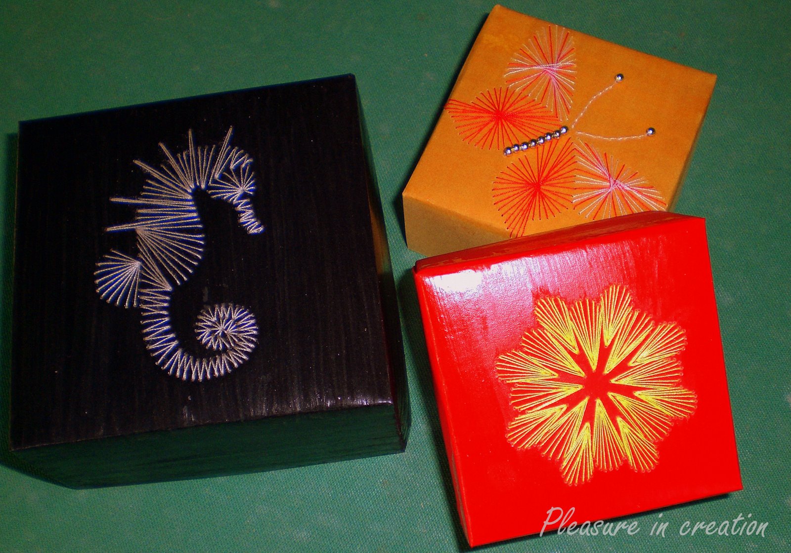 Pleasure in creation: Stitched origami boxes. Step by step.