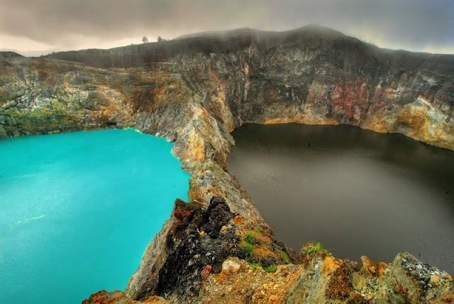 Fascinating Facts: Mount KELIMUTU and the 3 Color of LAKE