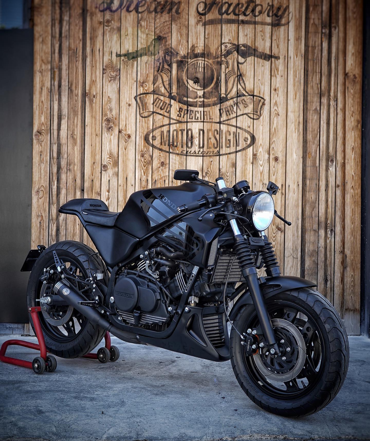 VF750 / Moto Design Customs