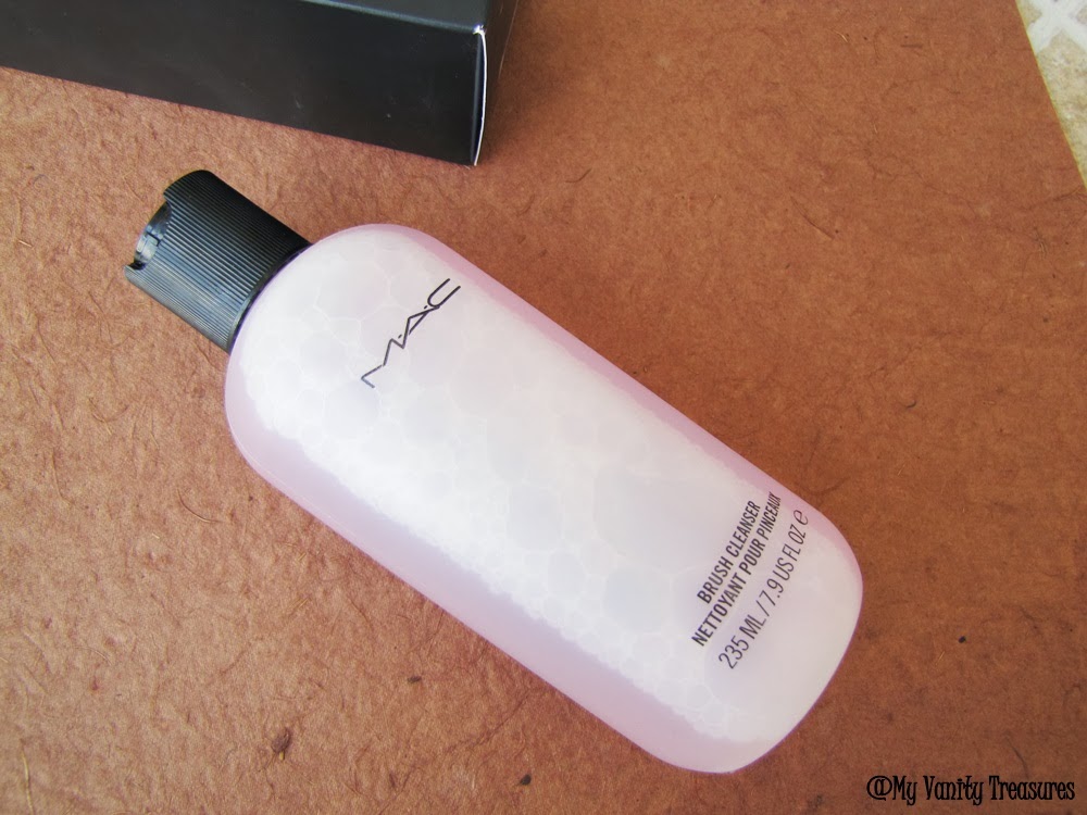 Spot Clean Your Makeup Brushes With MAC Brush Cleanser: Review and Demo ...
