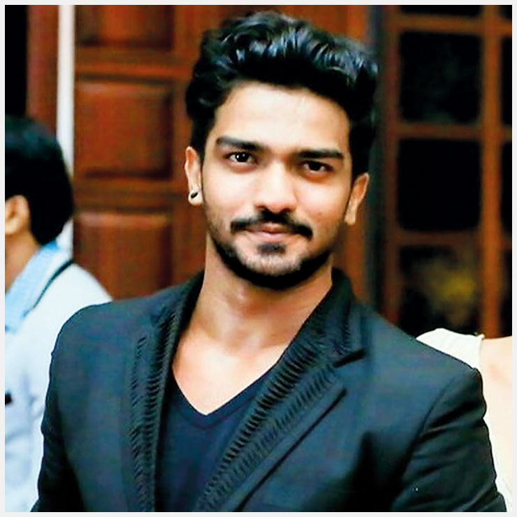 modelgossip gossipclanka : පිස්සුවෙන් බැලුවා බොක්කටම වැදුණා - Art එකේ ...