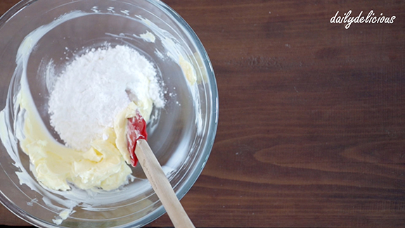 dailydelicious: Cranberry Shortbread