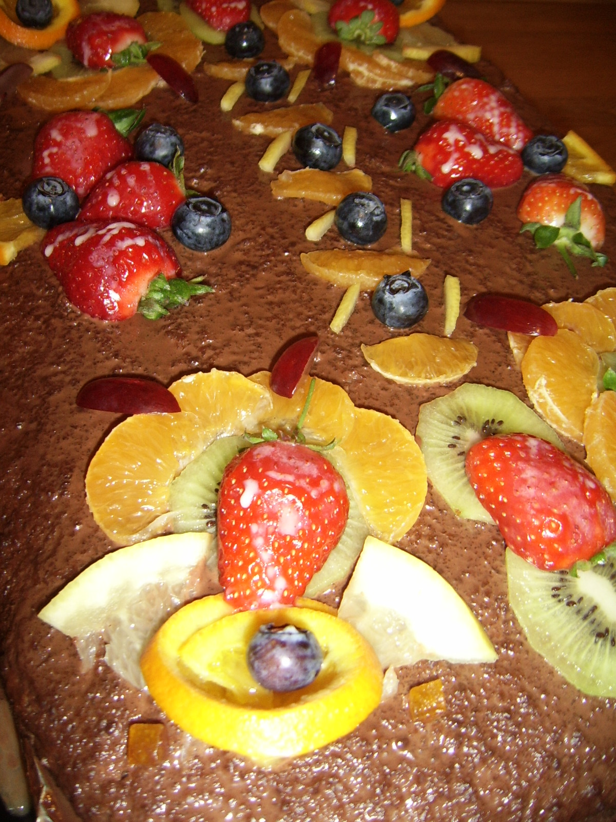 irenafoods: Tutti-frutti & chocolate cake - Tort cu fructe si ciocolata ...