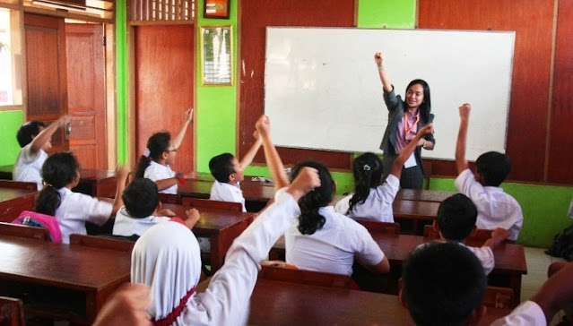 11 Karakteristik Guru Profesional Yang Wajib Anda Miliki - Blog Pendidikan