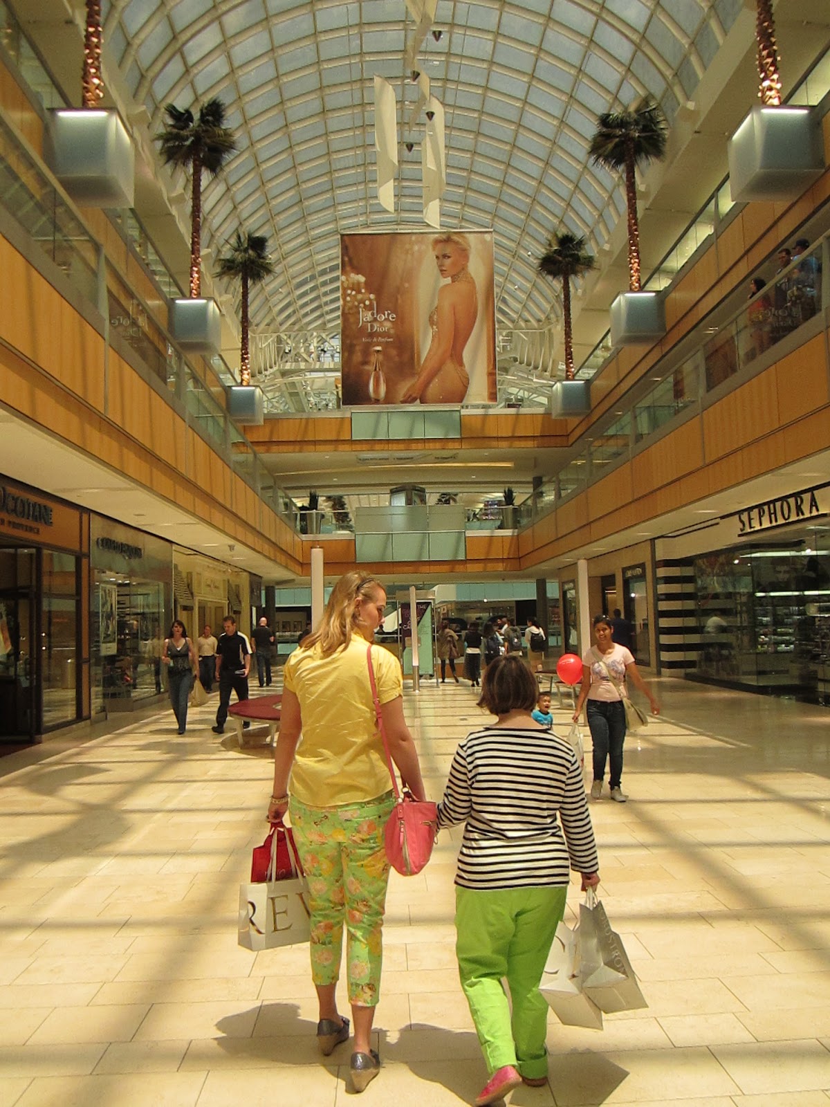 Small 4 Style: Project Emilie: Chic Shopping at the Galleria Dallas