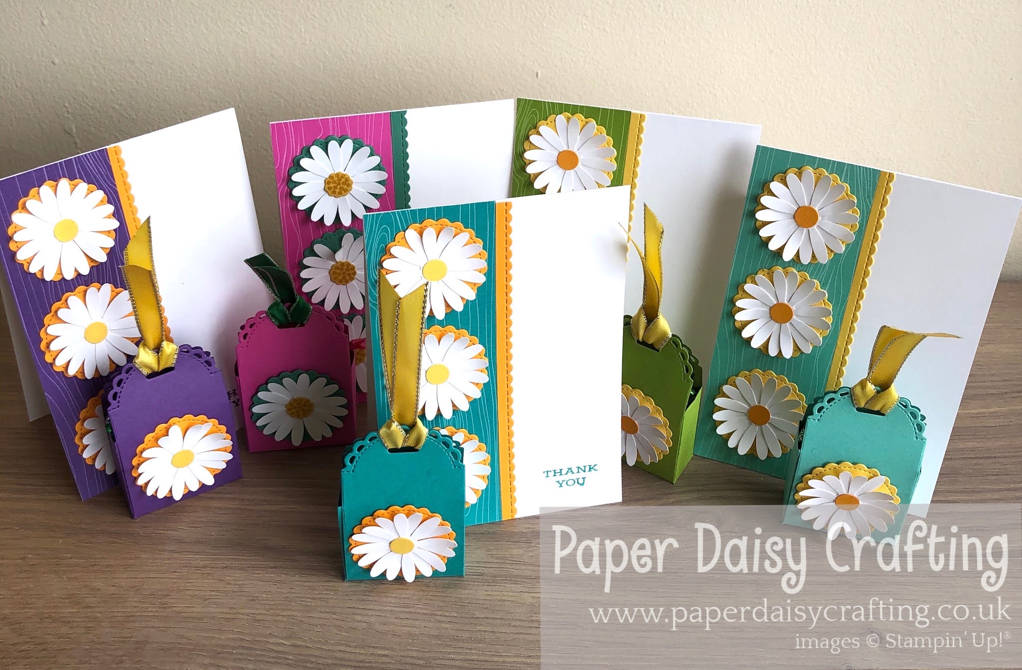 Paper Daisy Crafting: Customer thank you cards with Medium Daisy Punch