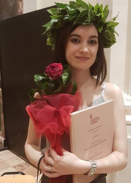 Eolie news: Si è laureata in scultura, Anna Coluccio