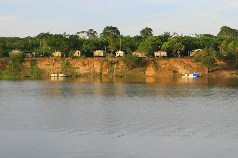 BLOG DO PROFESSOR MARCIANO DANTAS: OS RIBEIRINHOS E OS CAIÇARAS