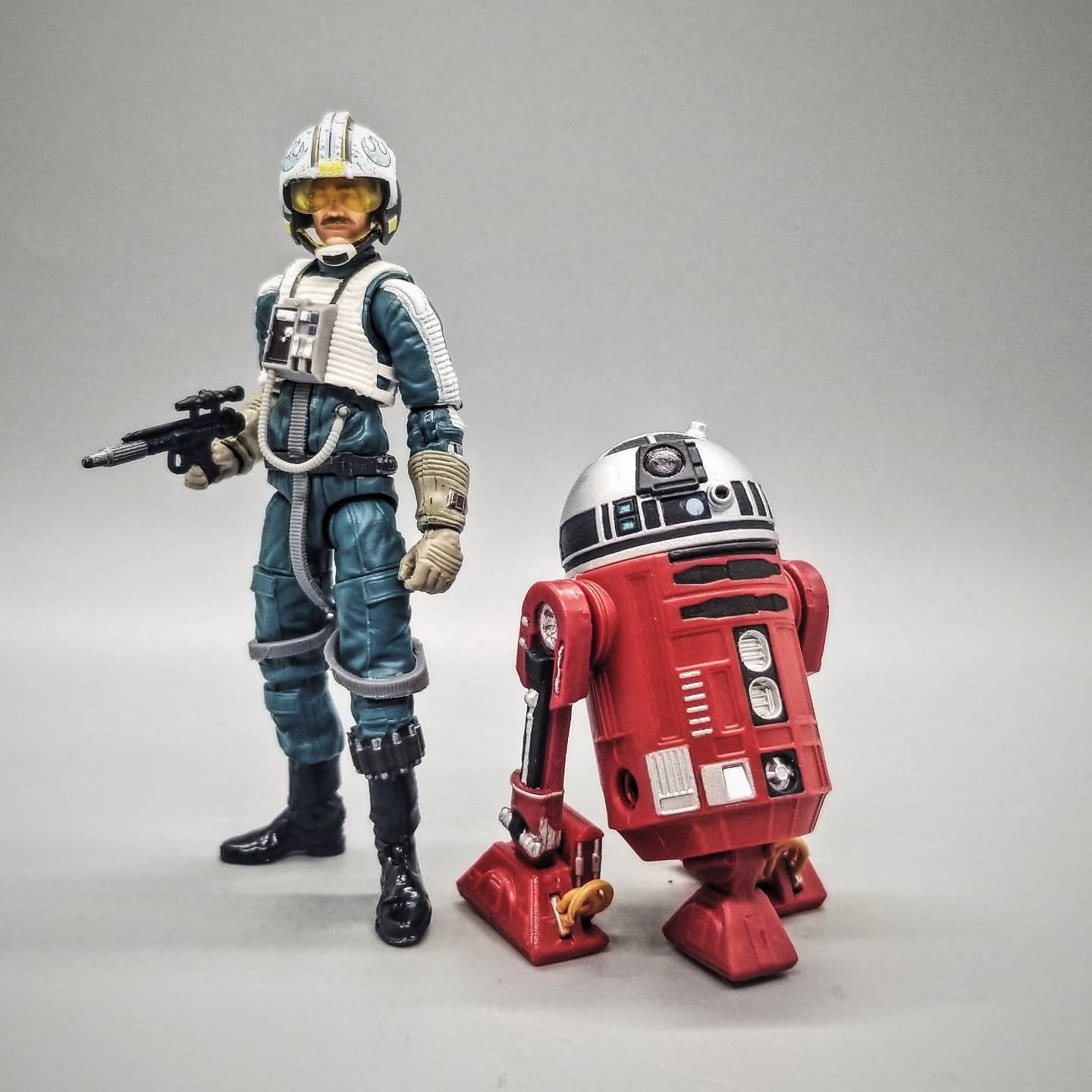 Star Wars: Customs for the Kid: ANTOC MERRICK'S ASTROMECH created by Elias