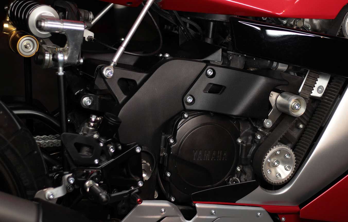 Yamaha R1's Engine in Four Wheeled Lazareth LM 410 - Yamaha Old Bikes List