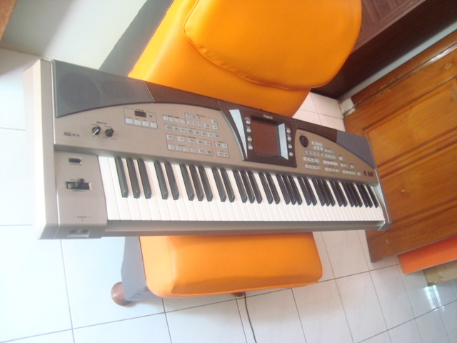Jual Alat Musik Bekas : Jual Roland E60