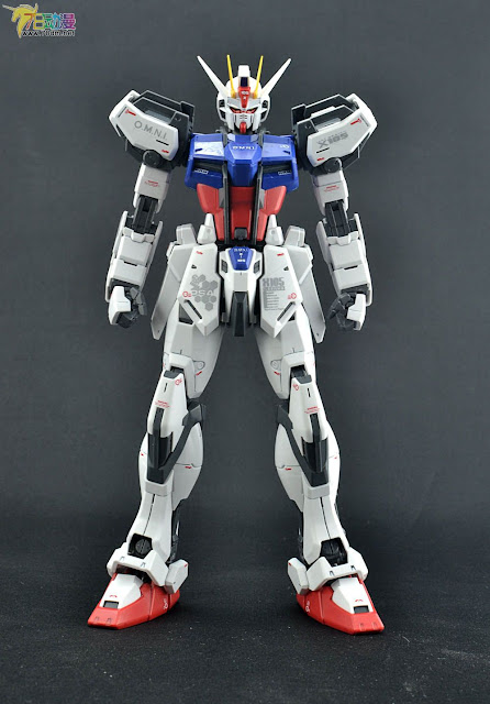 Gundam Family: MG 1/100 GAT-X105 Strike Gundam Painted Build