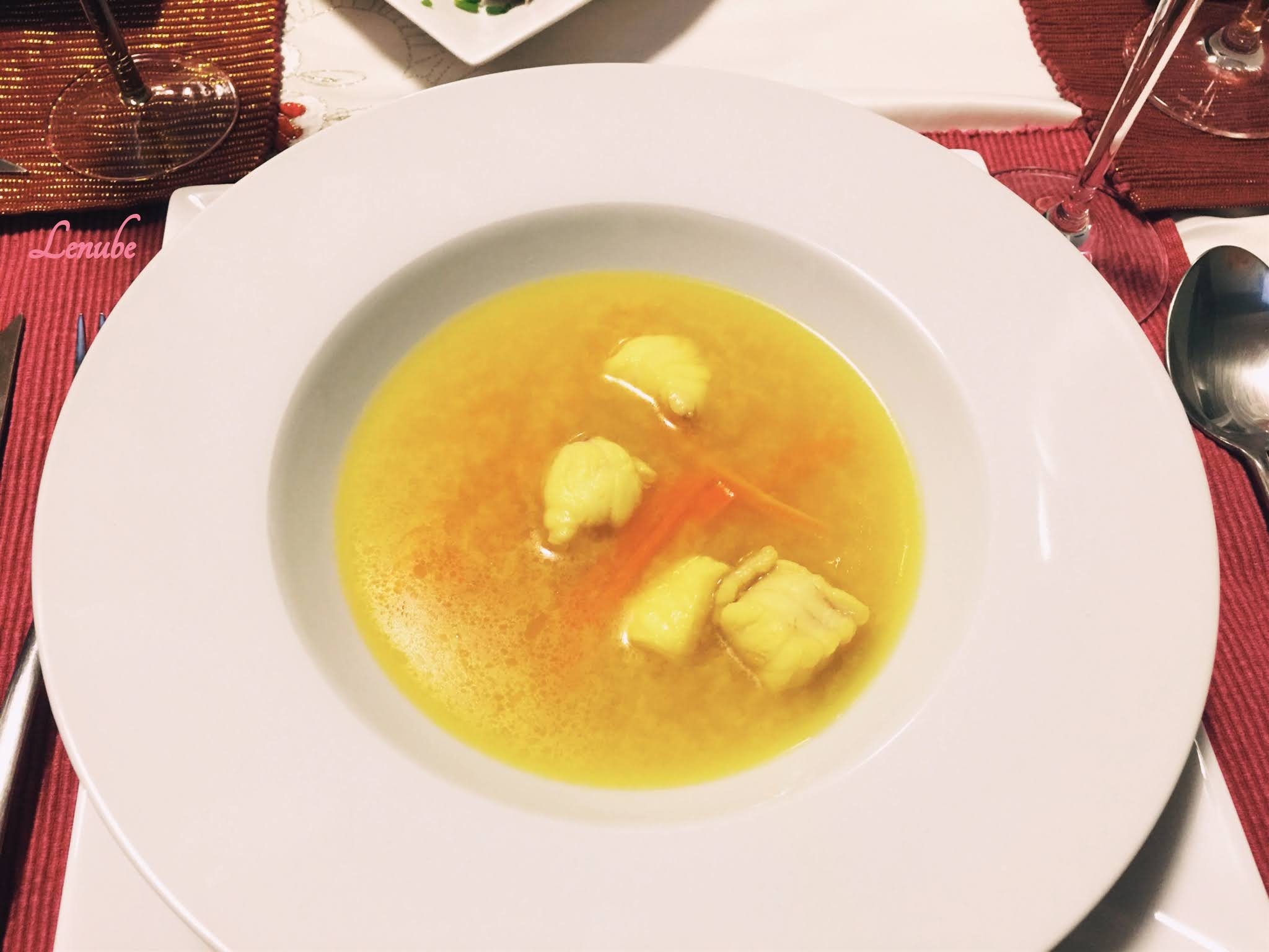 Lenube: Receta Crema de Coco y Marisco