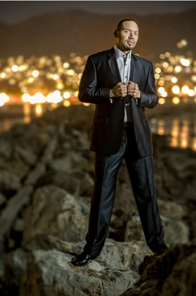 BARIHUNKS ®: Kevin Thompson makes South American debut as Méphistophélès