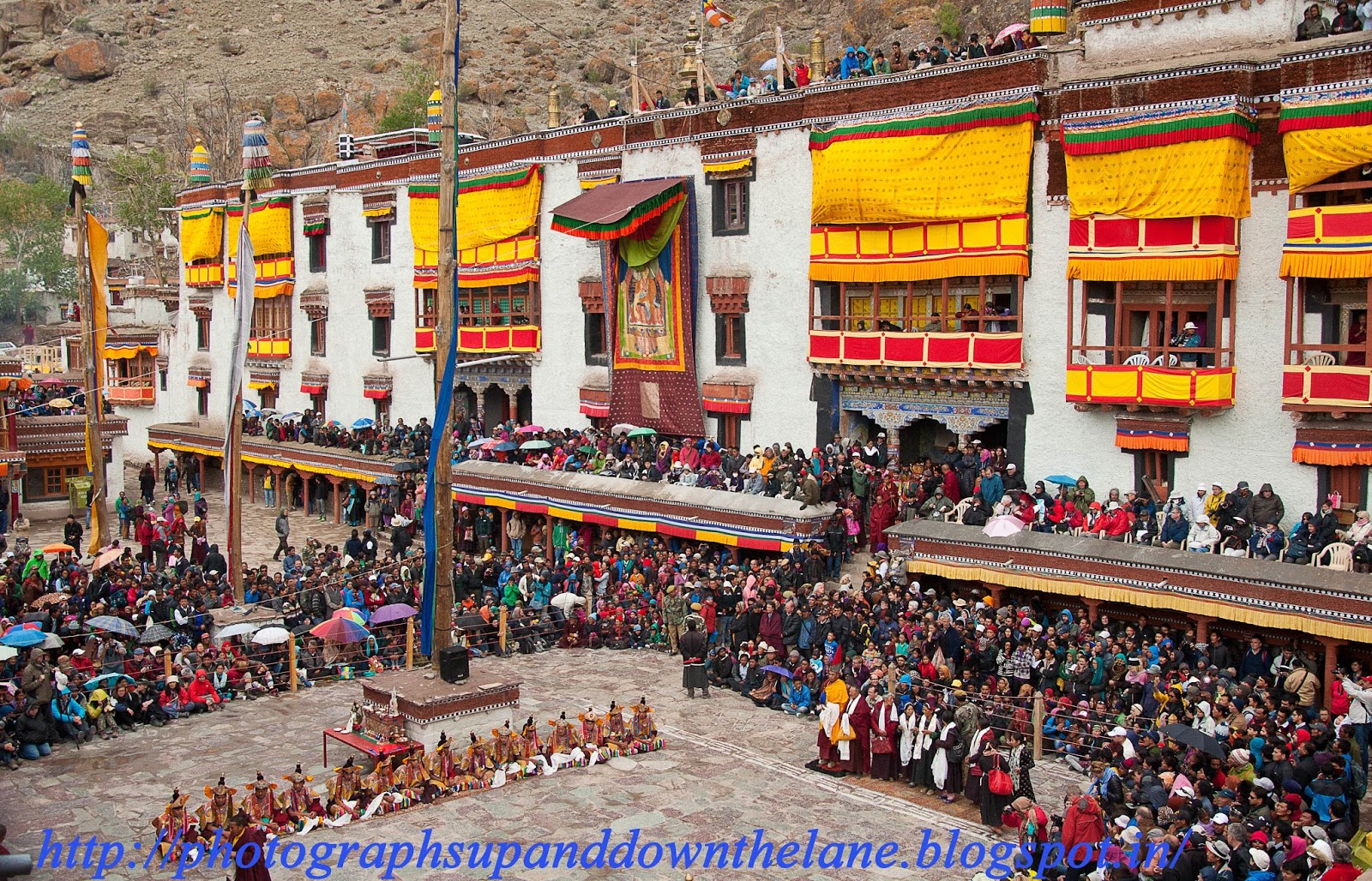 PHOTOGRAPHS UP AND DOWN THE LANE: The Hemis Monastery Festival