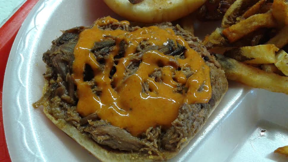 FRIED CHICKEN LIPS: Beaver Creek Biscuit Company and BBQ