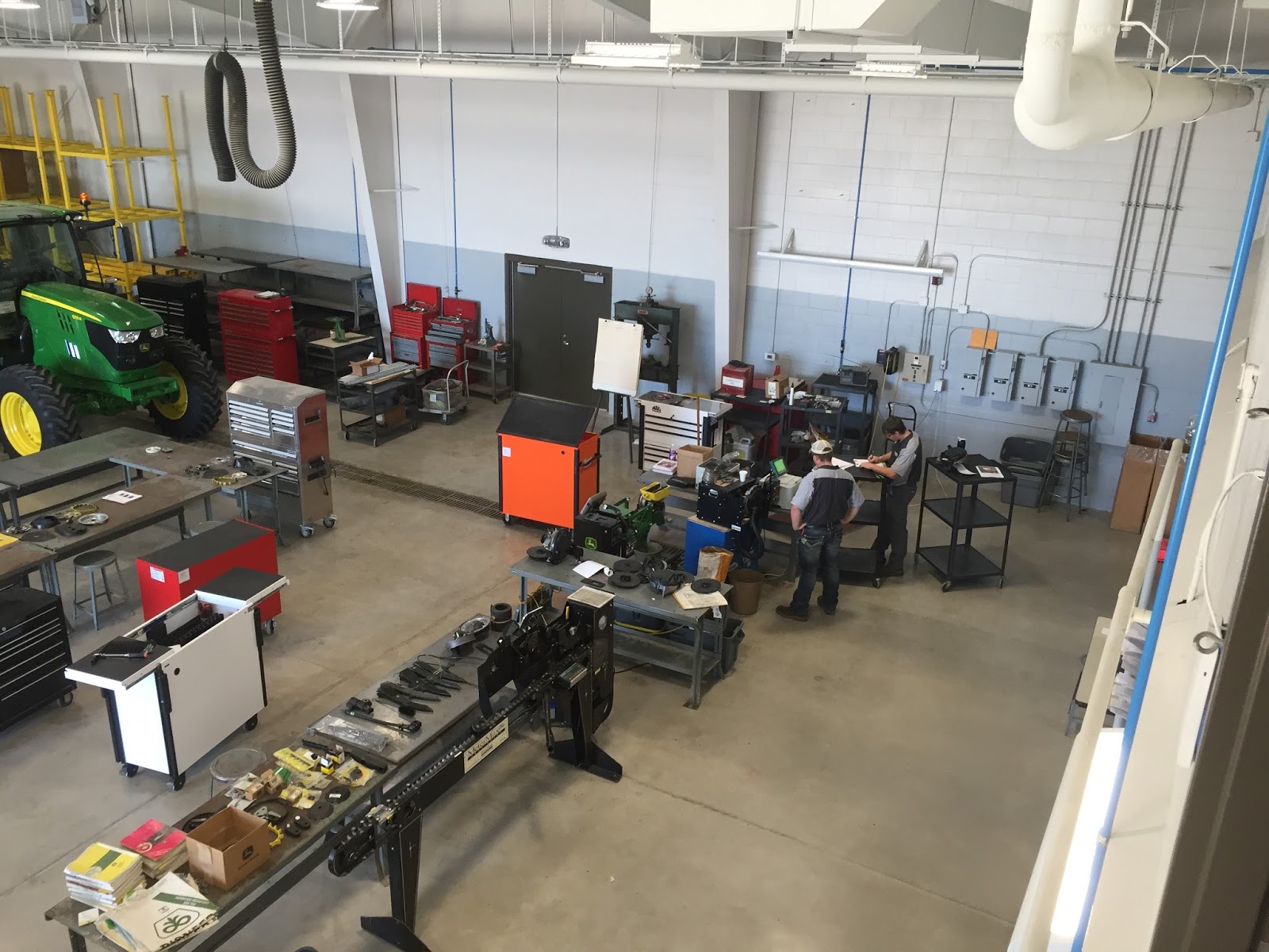 John Deere TECH Calmar: Implement Class