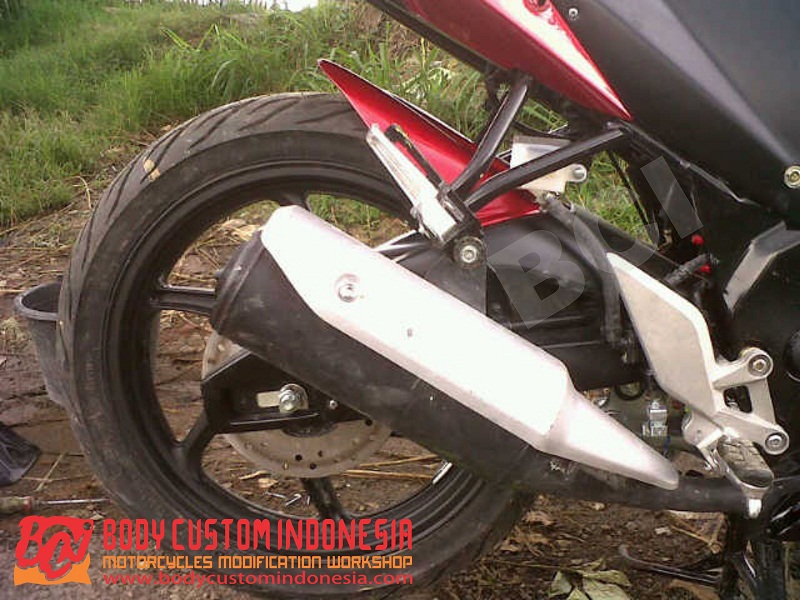STREETFIRE-150: Custom Body CB150R Part 3