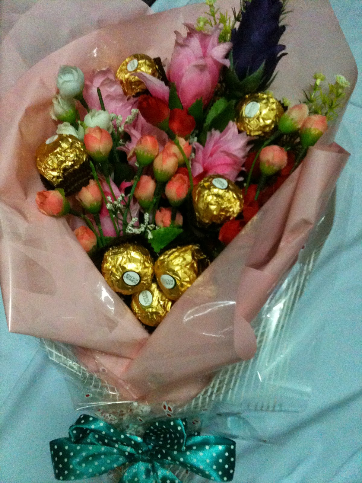 Supply Hand bouquet for Convocation Day..Pembekal Bunga Konvo secara ...