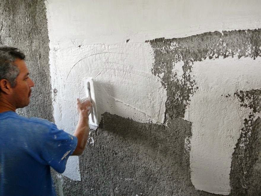 Aplanado de yeso y zarpeo