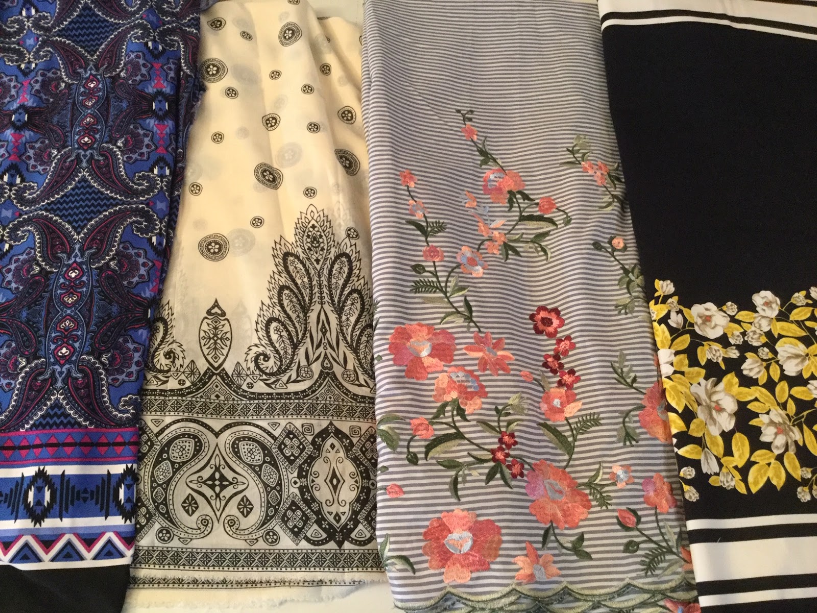 Border Prints - Why I Love Them | diaryofasewingfanatic | Bloglovin’