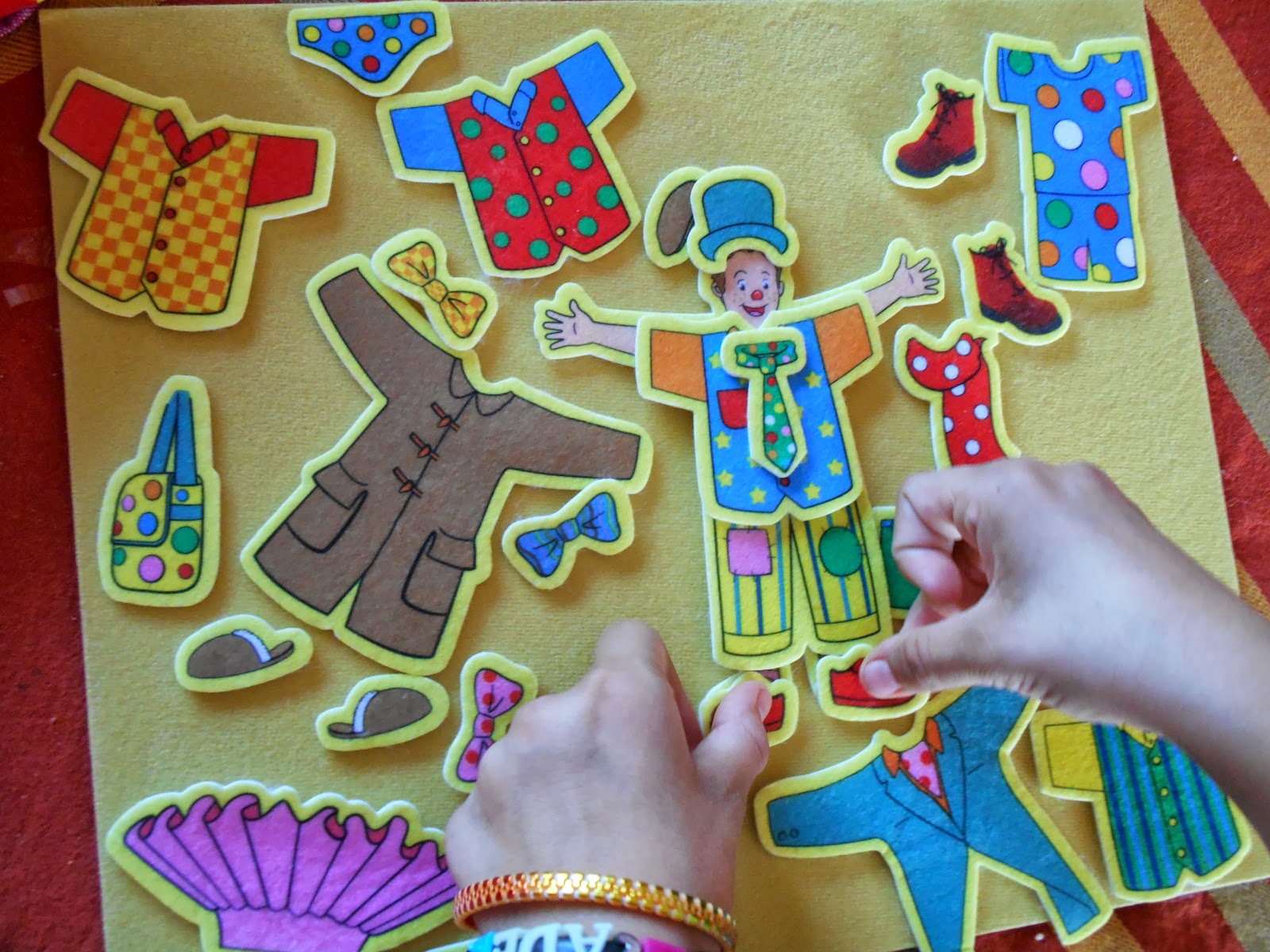 Madhouse Family Reviews: Mr Tumble Something Special Toys review