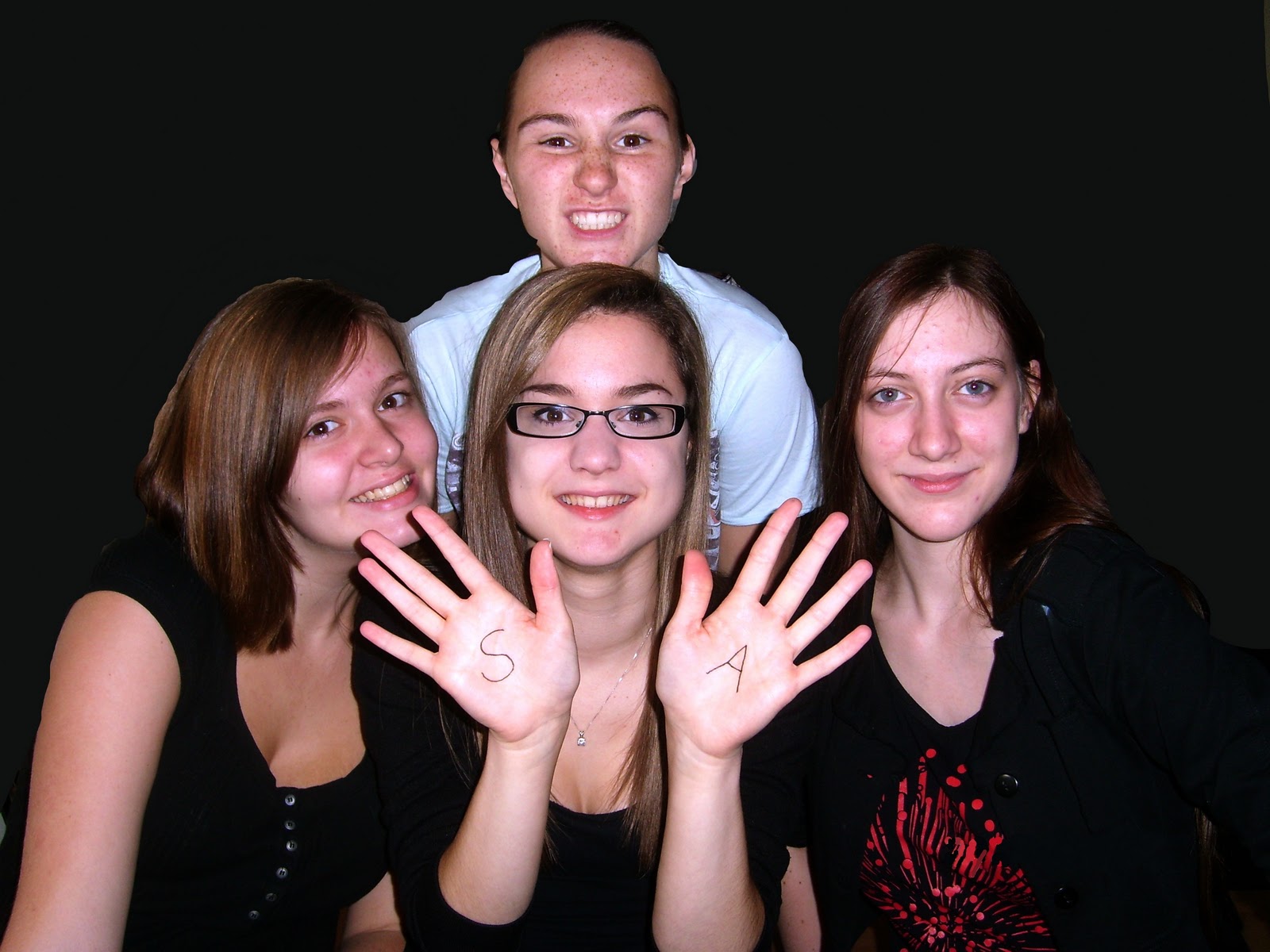 Francesca Peters and Zoe Mackie A2 Music Production: CD/DVD Digipack