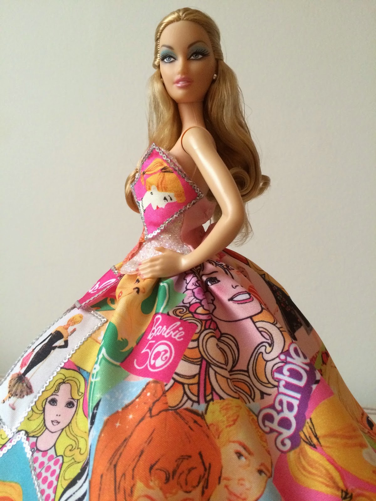 Barbie, Boneca e cia...: março 2015