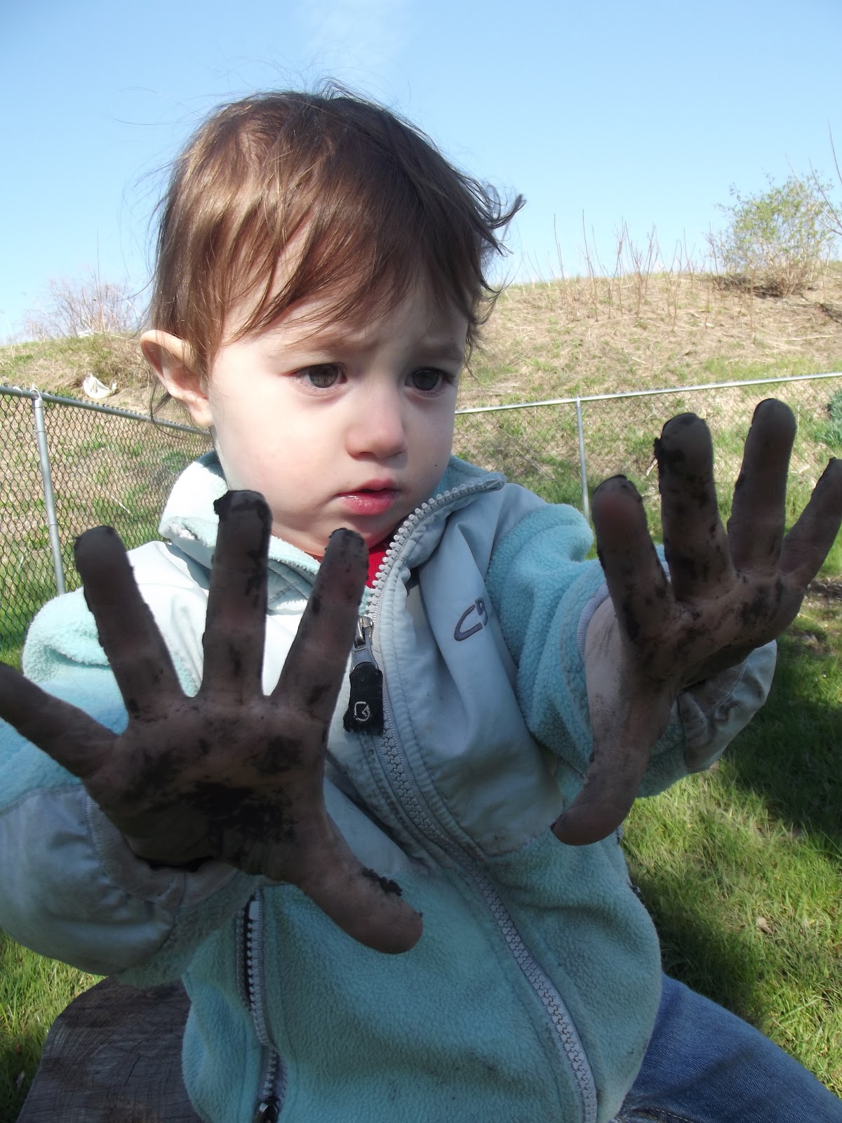The Heirloom Family: Muddy Hands