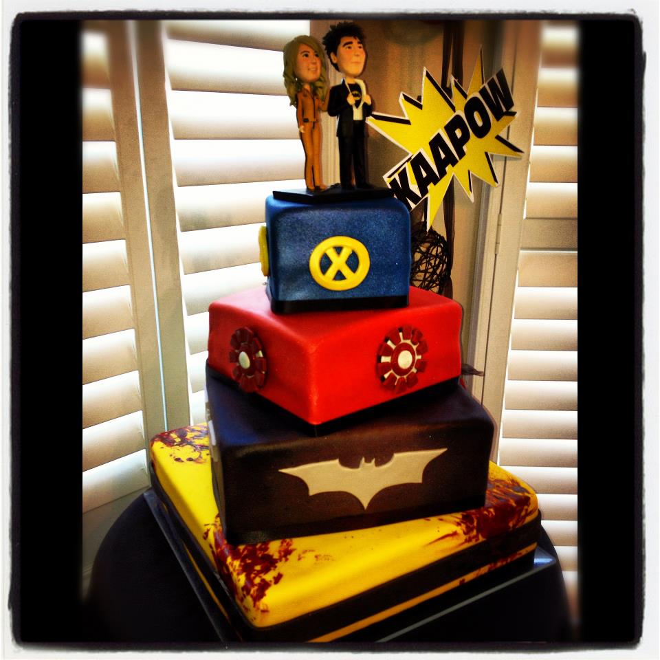 bumble cakes: Super Hero Wedding Cake!