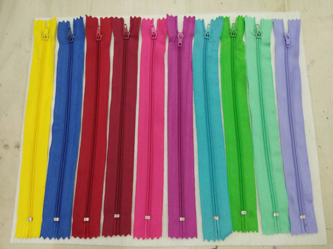 Artikle Kelebihan Ada Zip Panjang Dihadapan Baju Mudah Disarung ...