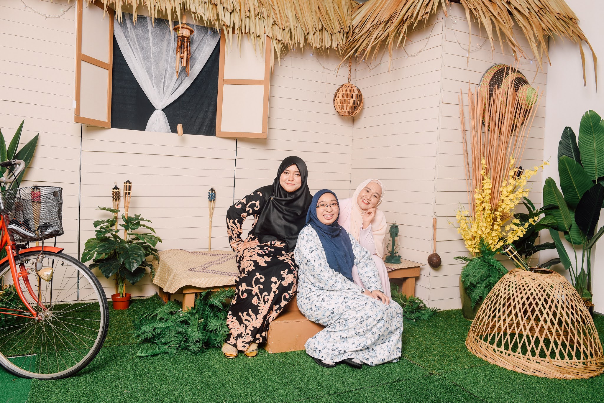 Photoshoot Raya Nampak Cantik dengan The Empire Studio