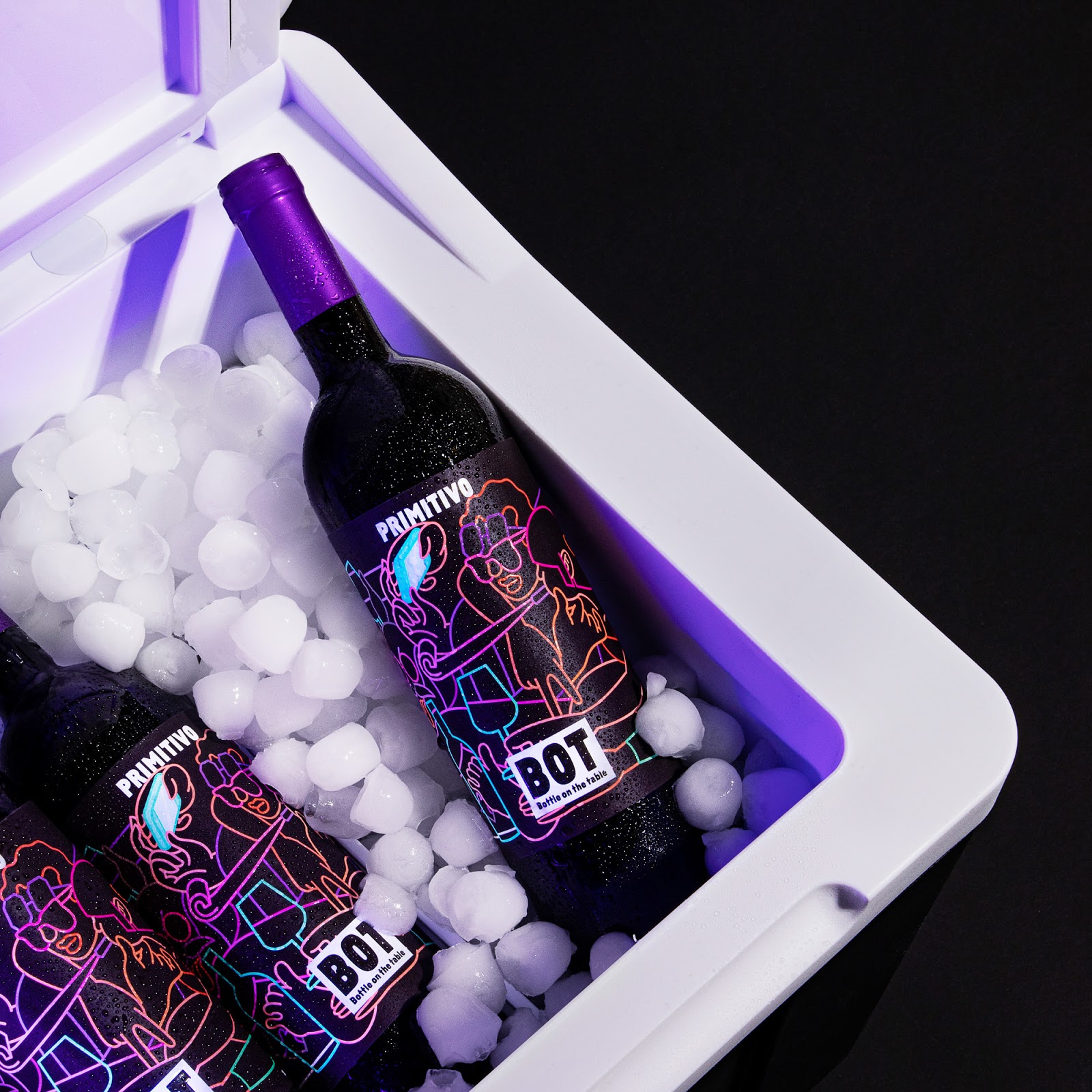 BOT – Bottle on the table – Packaging Of The World