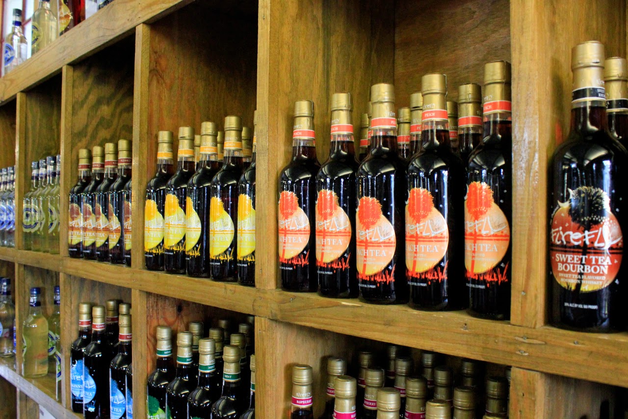 Firefly Sweet Tea Vodka Celebrates Six Years of Sweet Success