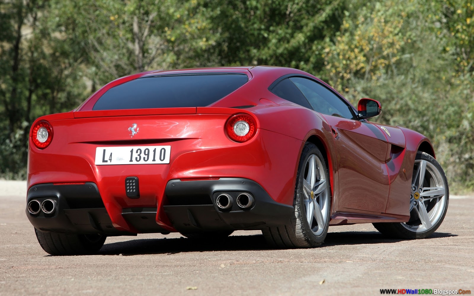 HD PC Desktop Wallpapers: Ferrari Berlinetta 2012 Back Side