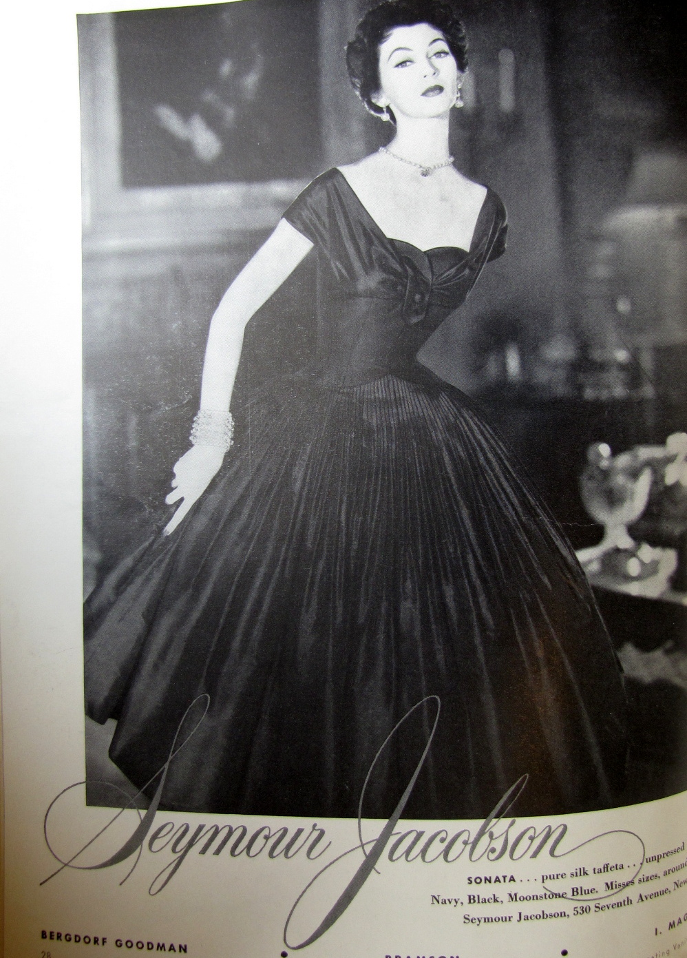 Love Fashion Love Vintage: Vogue 1955 Fashion Designs