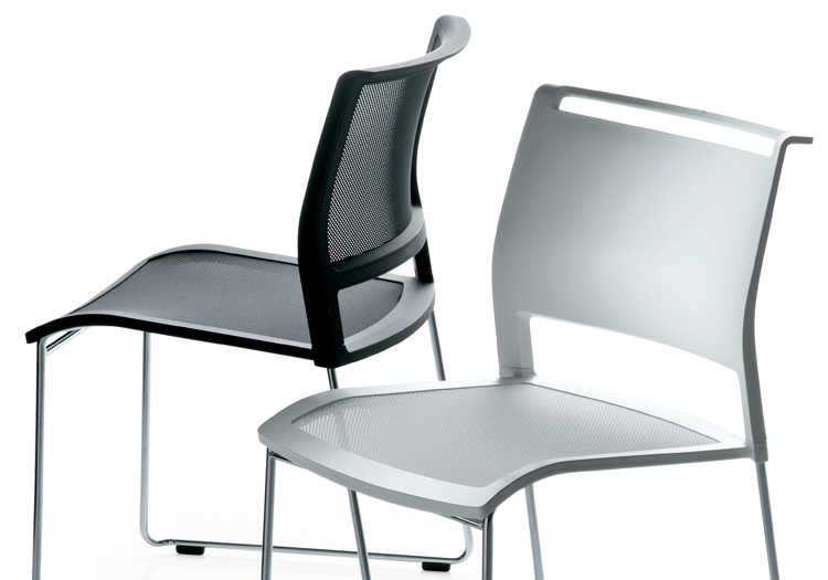 KI Europe News: The Opt4 Seating Range