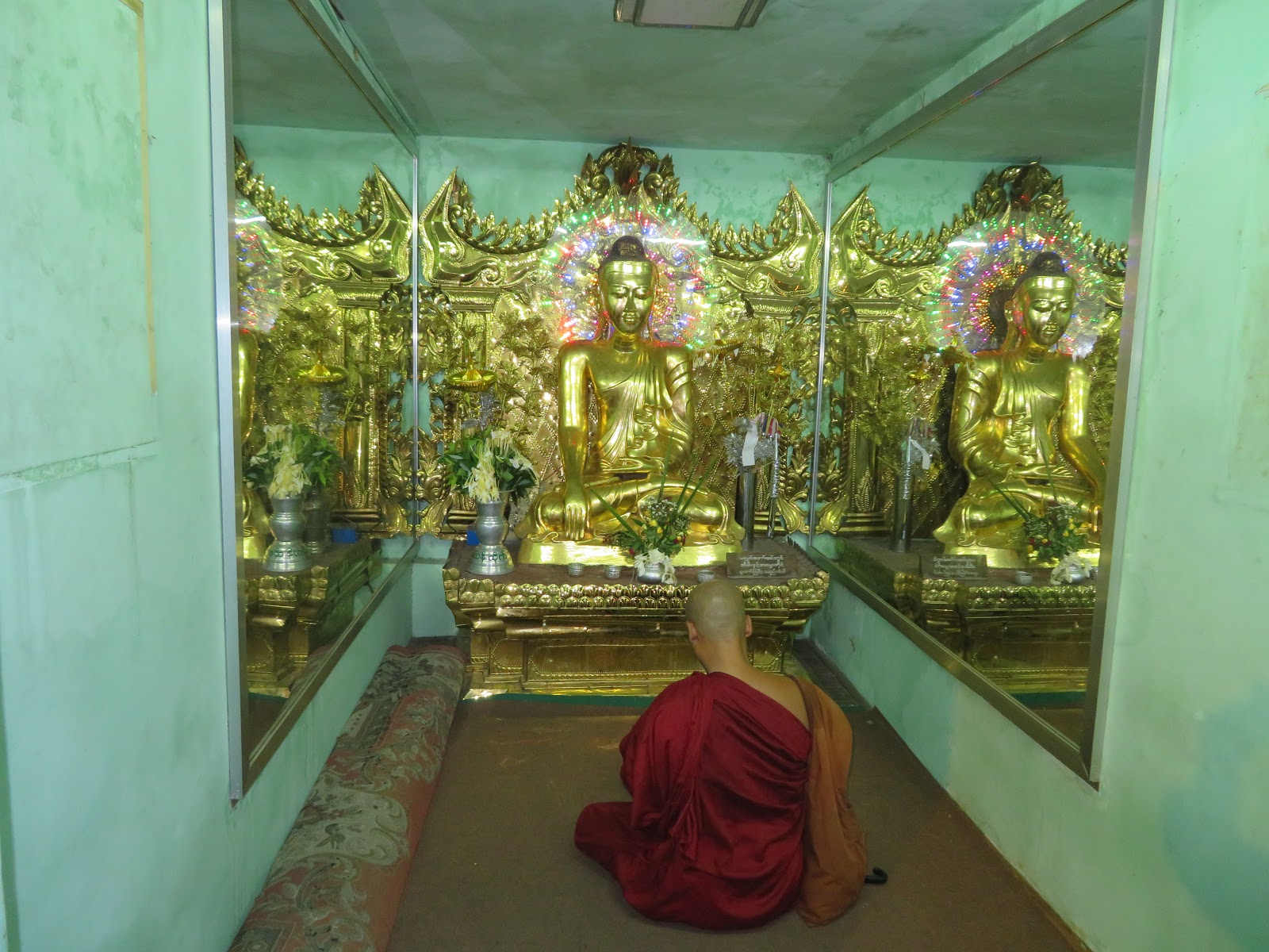 Kee Hua Chee Live!: VISITING SCHWEDAGON GOLDEN PAGODA TEMPLE IN YANGON ...