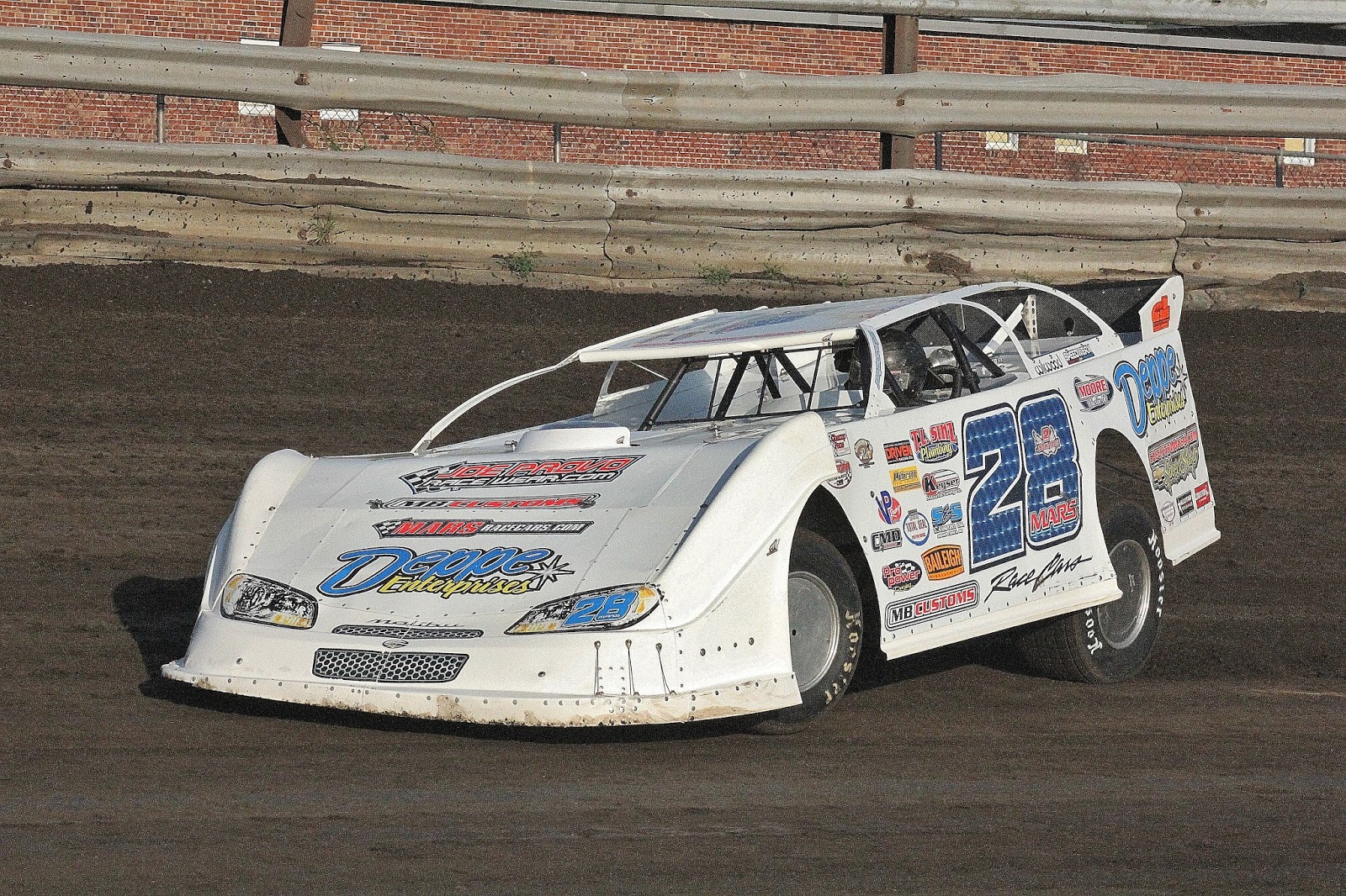 Midwest Racing News: Stovall Hold On For First MLRA Win at Osky