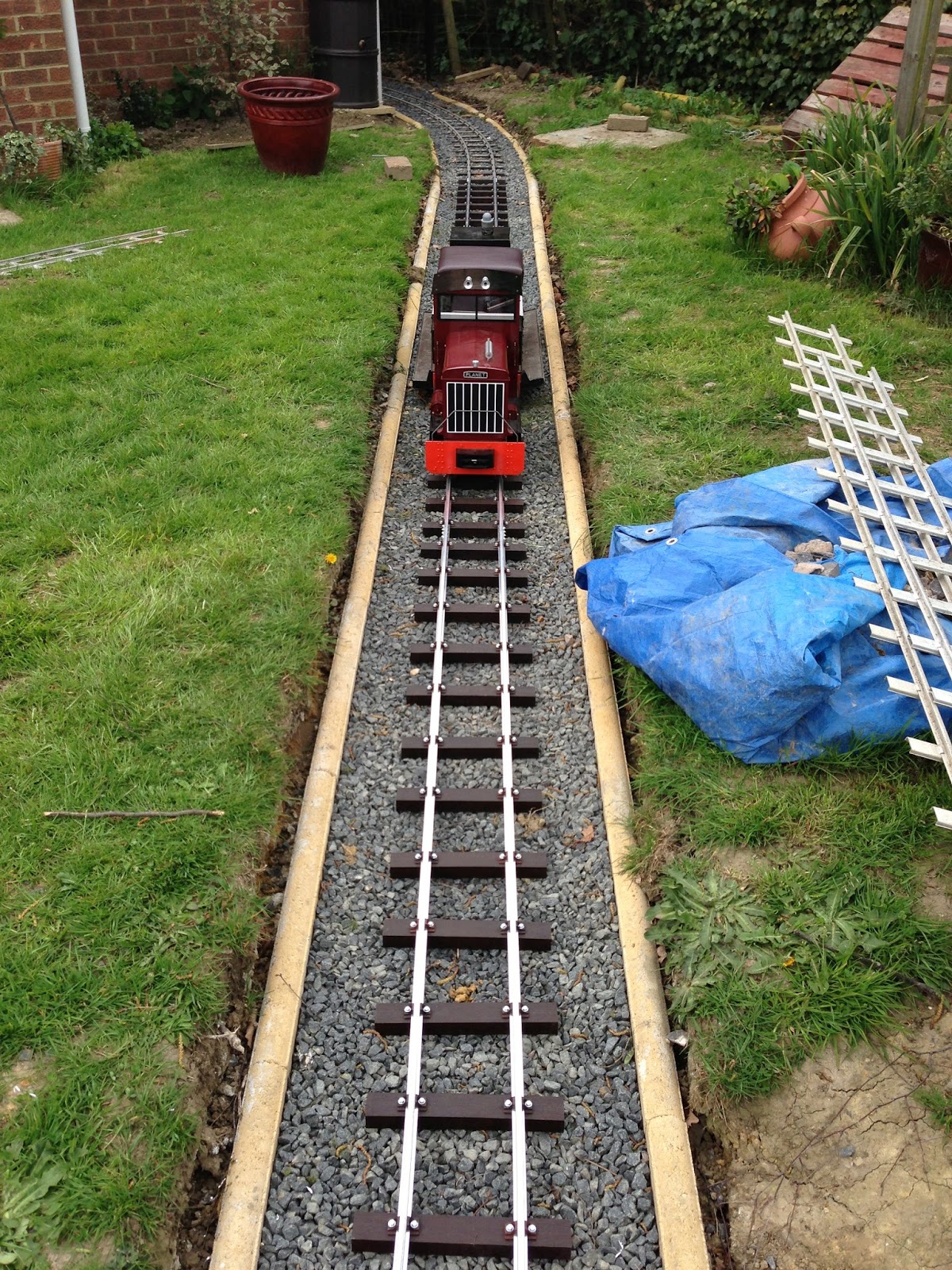 Great Woodchurch Railway: Construction