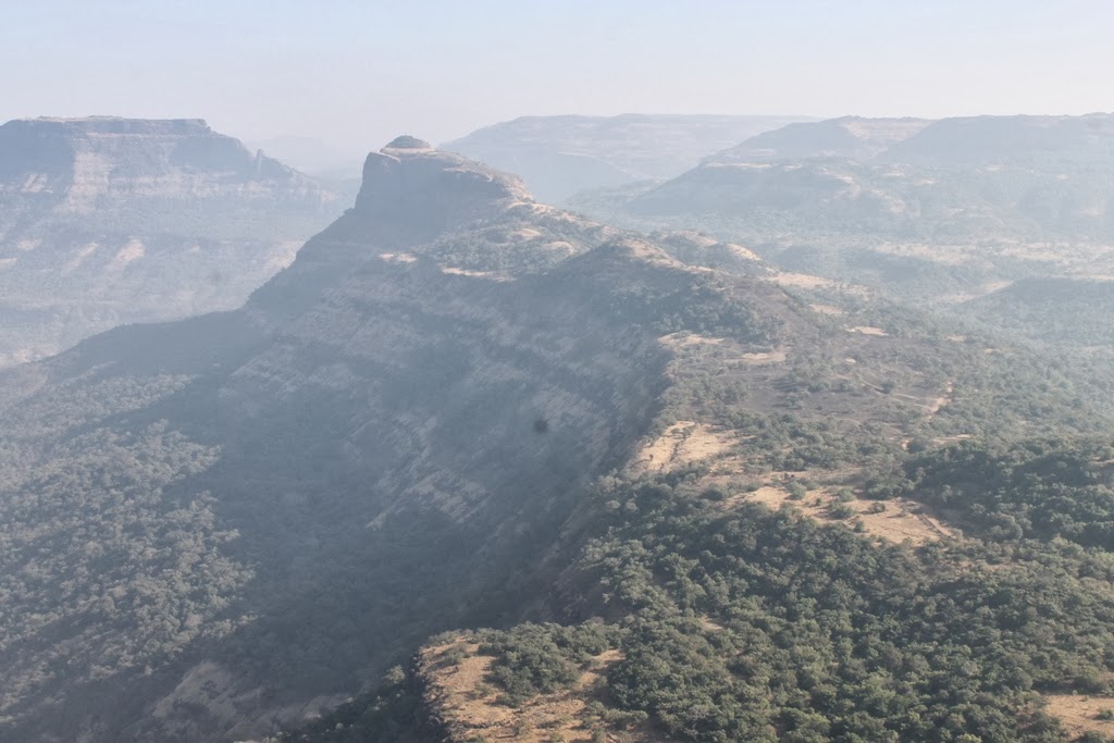 My travelogues: Rajmachi - a delightful trek and the twin forts of ...