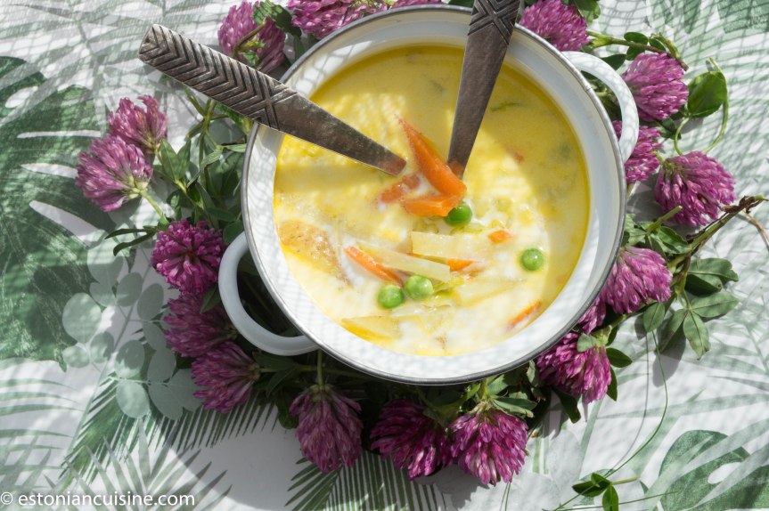 Eesti Toit. Reisid ja Raamatud: Suvine värske köögiviljasupp