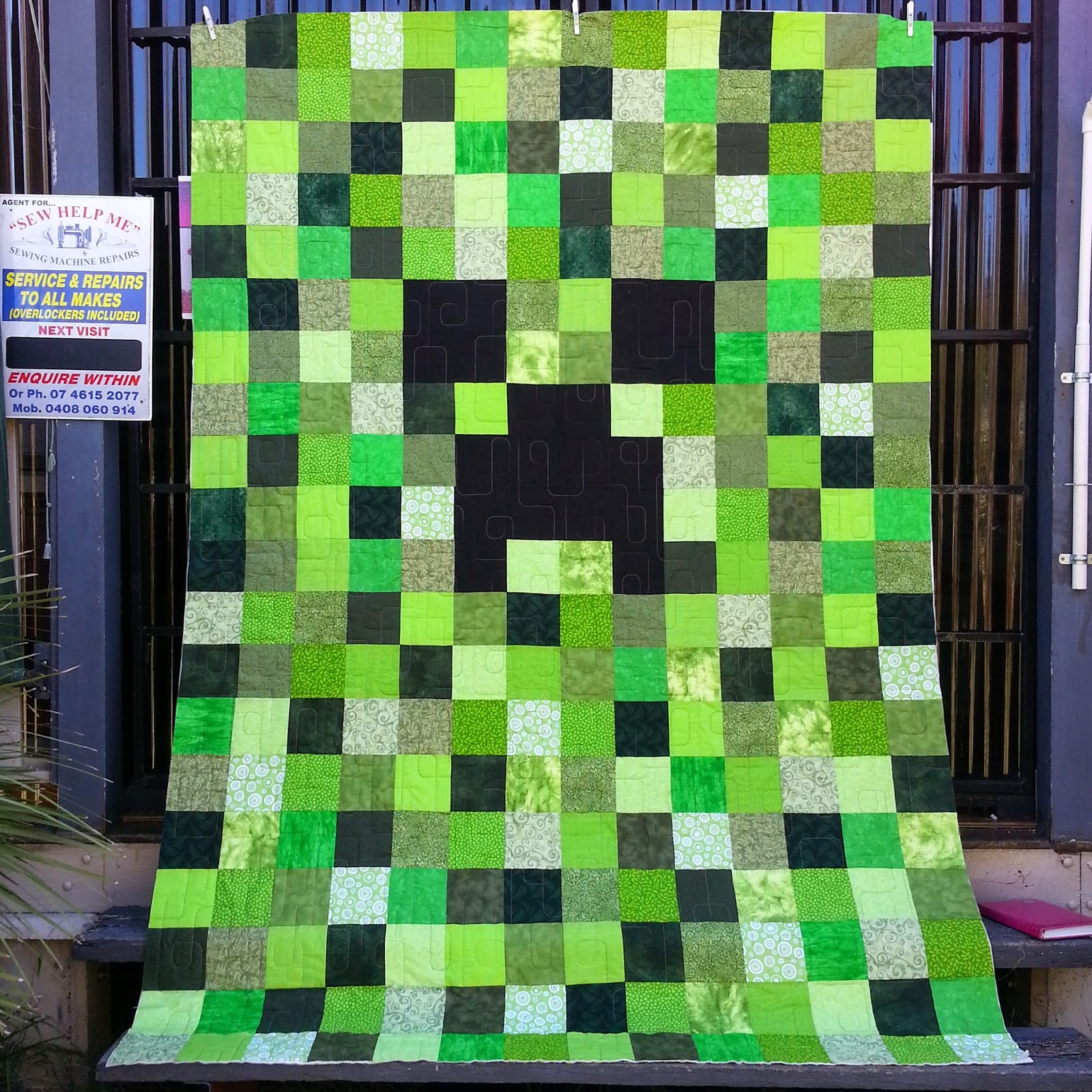 Darvanalee Designs Studio : Minecraft Quilt #83