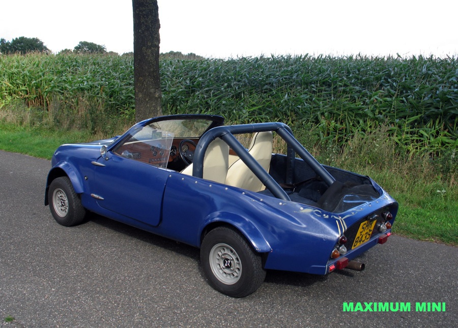Maximum Mini: Mini Marcos convertible - it exists