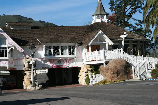 Featured Wedding Venue: Madonna Inn ~ Things I Like to Eat (...and ...