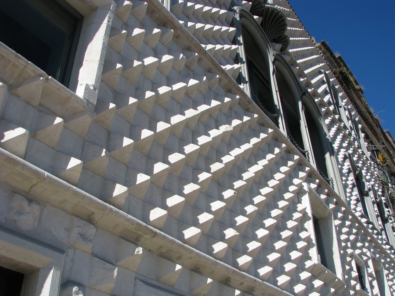 OECODOMIC / a photo blog about architectural details and urban ...